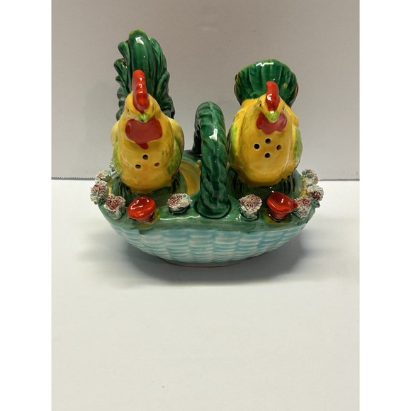 Kitchen | Vintage Made In Japan Rooster And Hen Ceramic Salt And Pepper ...